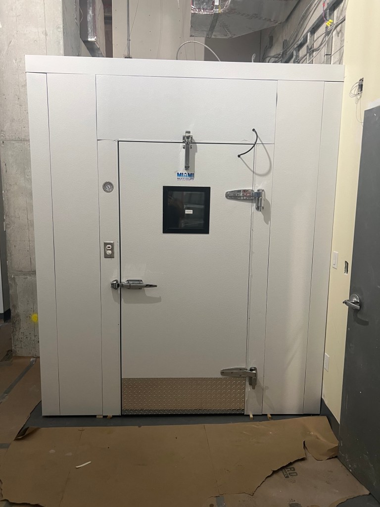 Miami Walk-In Coolers – Walk-in coolers and freezers